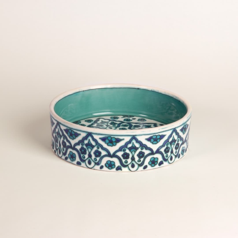 Experience Elegance with Safavid Serverware Set